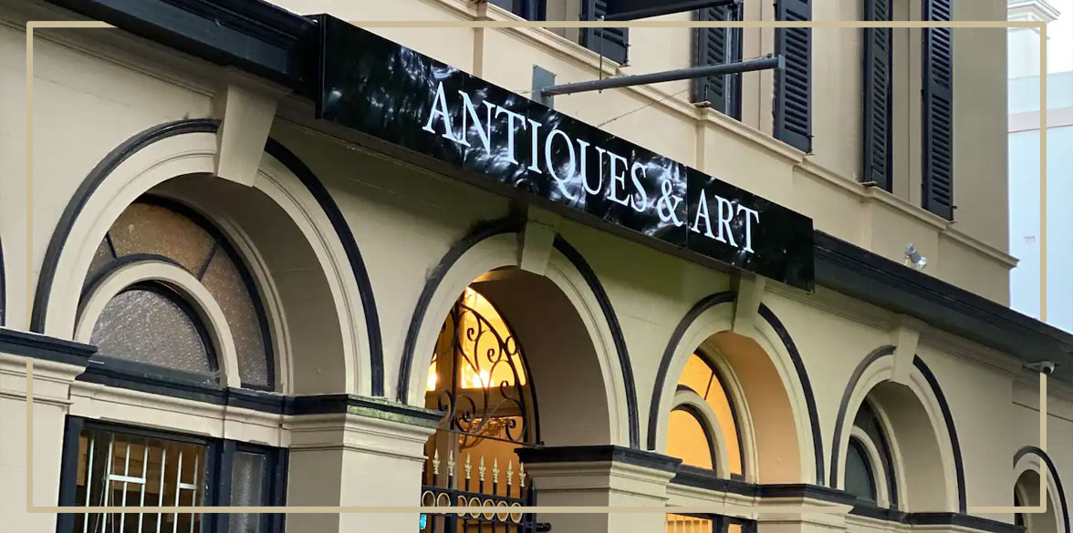 Australian Antique Dealers in Bendigo: Valentine's Antique Gallery